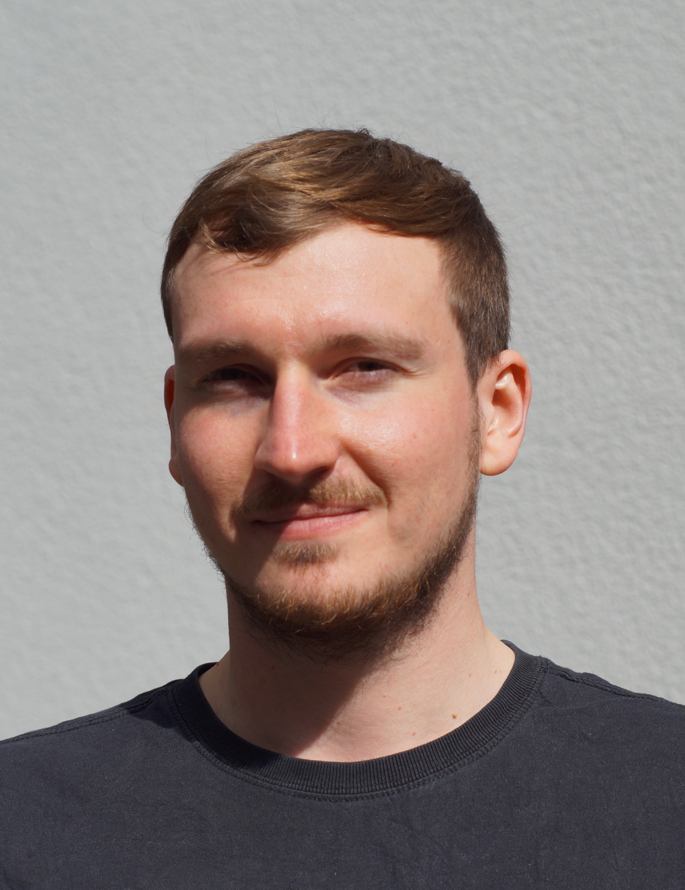 Christoph Huber - Erlangen Center for Interface Research and Catalysis